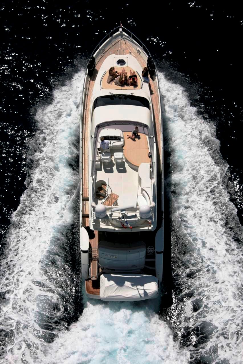 Dominator 64 – Yacht Charter Croatia, Greece, Turkey, France | Globe ...
